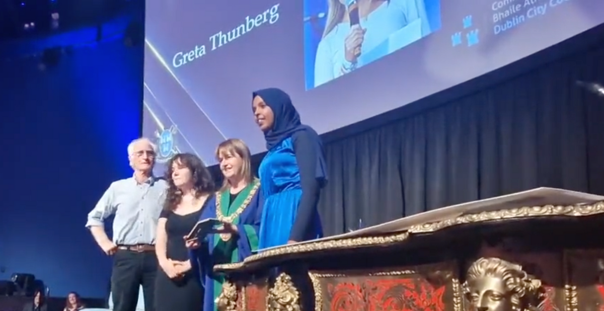 Lord Mayor selects Tony Downey sculpture for Freedom of Dublin Award ...